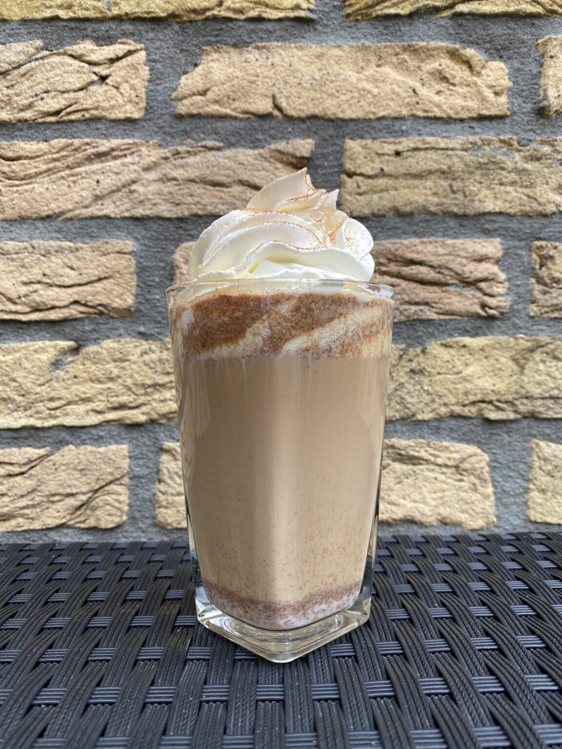 Best Starbucks Latte Flavors in 2026 (Complete Drinks Menu)