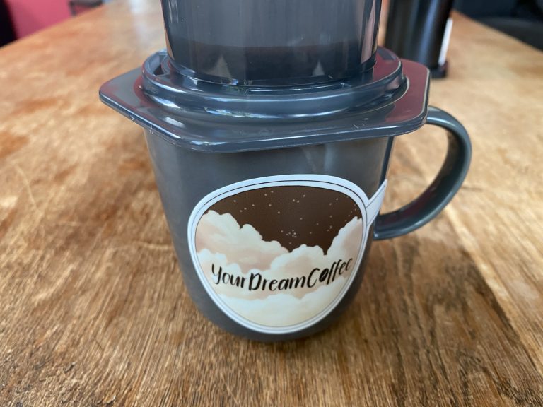 The AeroPress Inverted Method: Easy Coffee Brewing Guide