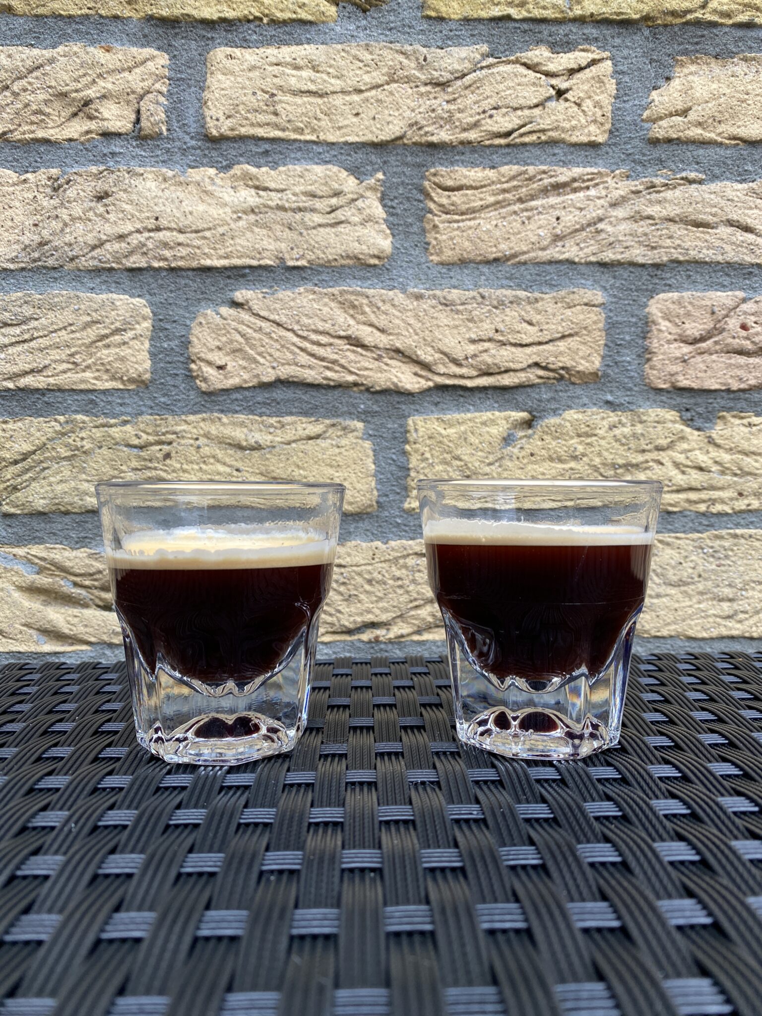Americano vs. Long Black: Taste, Caffeine & Key Differences
