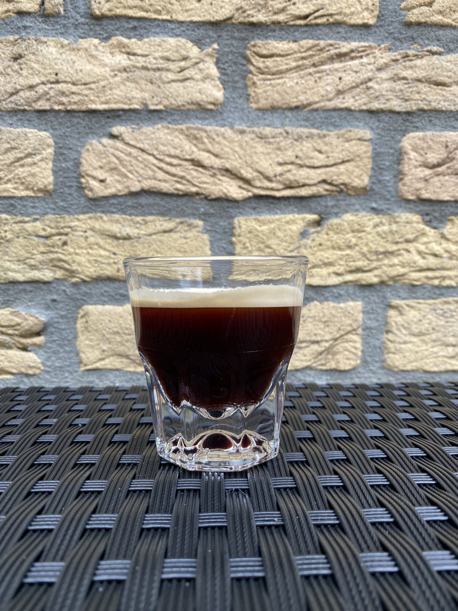 Americano vs. Long Black: Taste, Caffeine & Key Differences