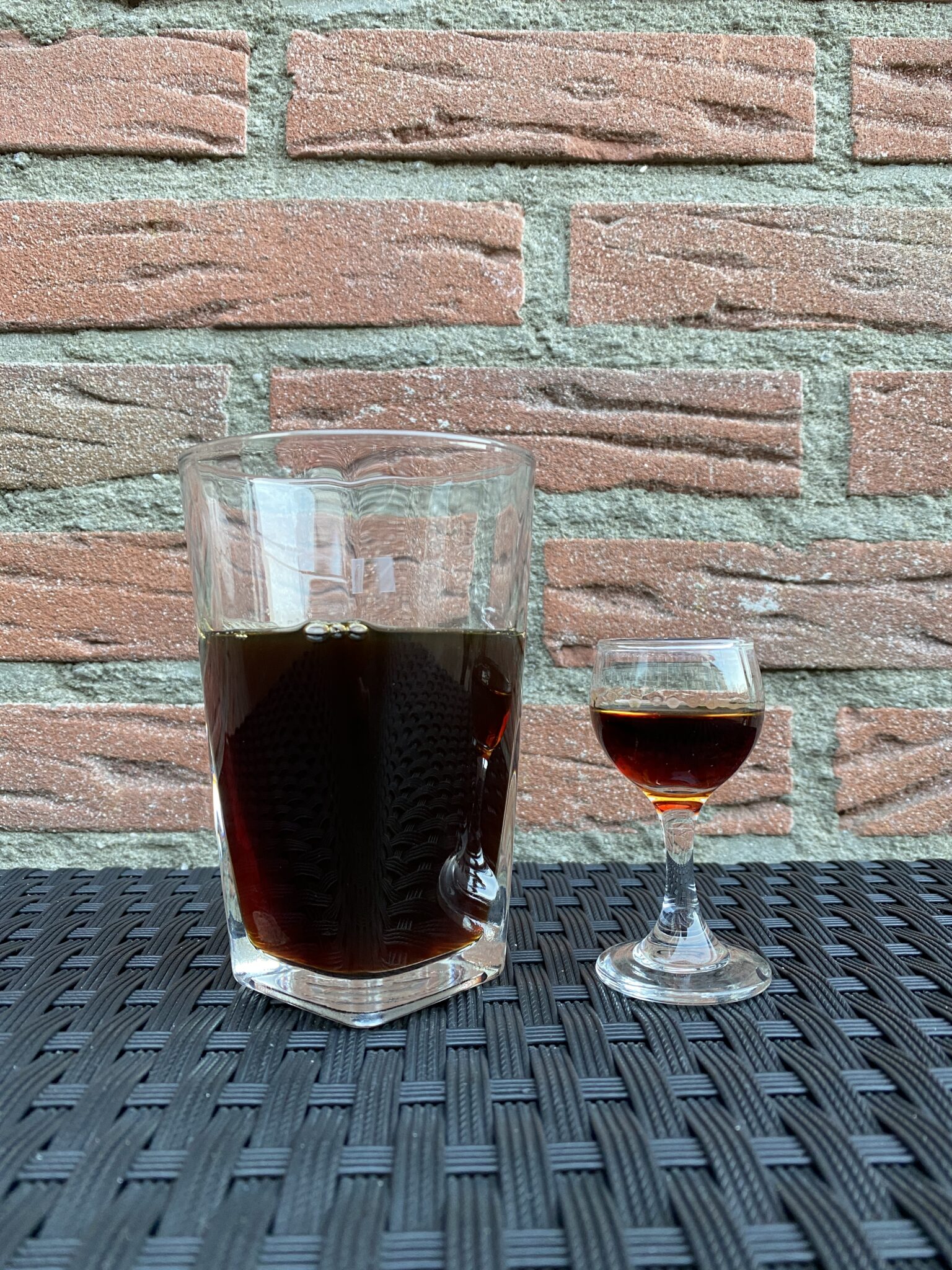 Coffee With Vanilla Extract: Taste & Should You Try It?