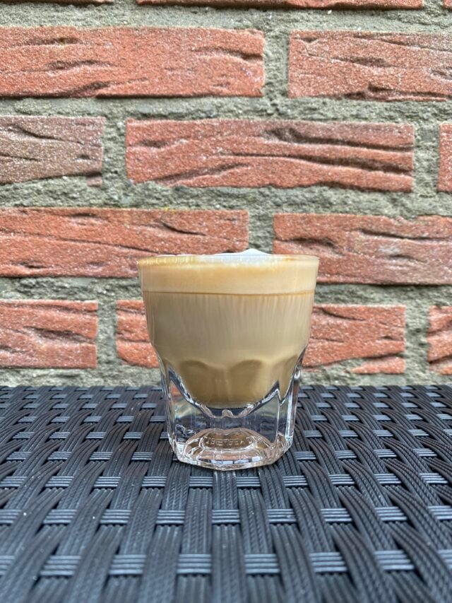 Piccolo Latte: What Is It & How to Make This Piccolo Coffee?