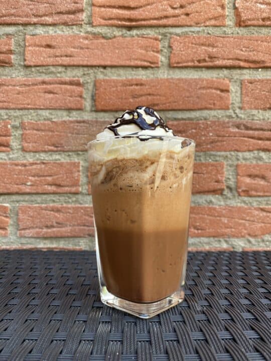 Homemade Mocha Frappuccino: A 5-Minute Recipe (2025) Homemade Mocha Frappuccino: A 5-Minute Recipe (2025)