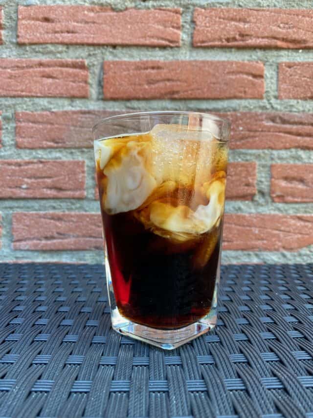 Almond Milk Cold Brew: Taste & How to Make It at Home