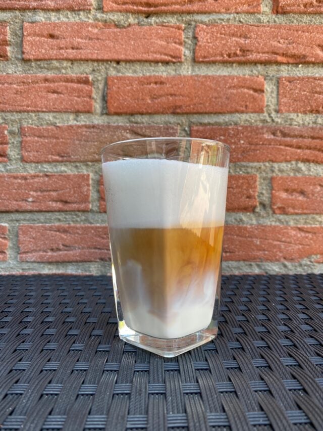 How Much Caffeine Is in a Latte? (Is It More Than Coffee?)