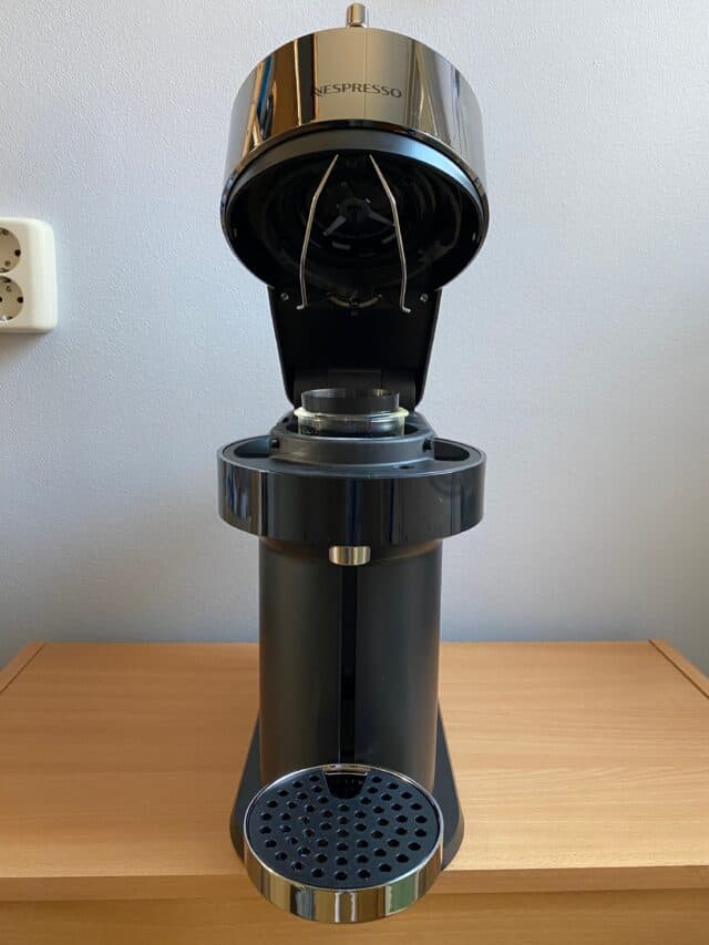How to Descale a Nespresso Machine (The 7 Easiest Ways)